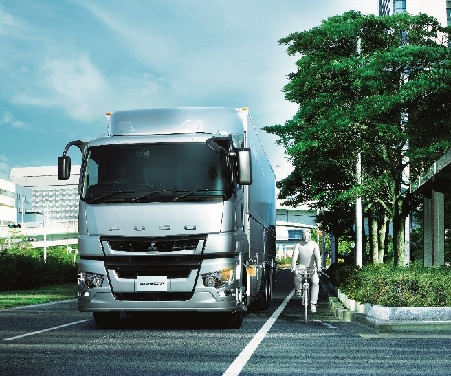 Mitsubishi Fuso launches a new model of the heavy-duty Super Great ...