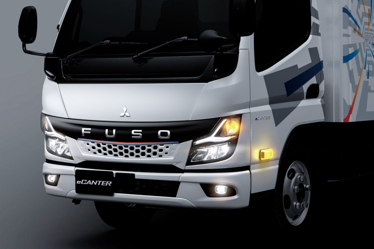 Mitsubishi Fuso unveils next generation of all-electric LDT ‘eCanter’ | Mitsubishi Fuso Truck ...